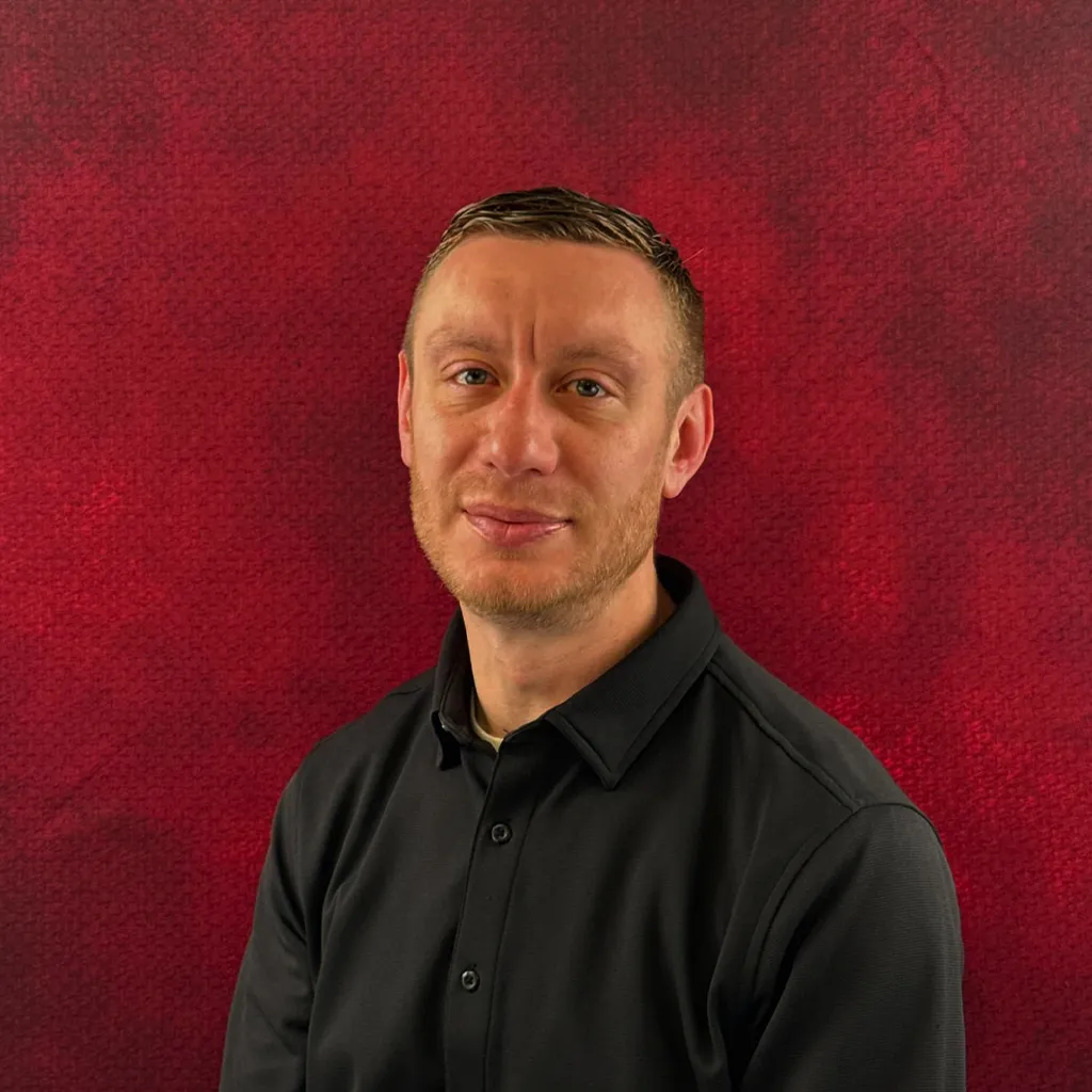 Agents - Red Apple Realty LLC